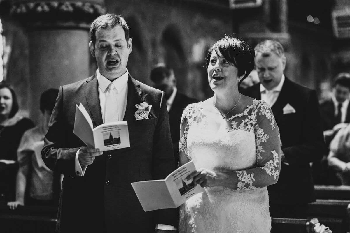 Sharon & Martin - Christ Church, Erith, Kent | Dan Biggins Photography